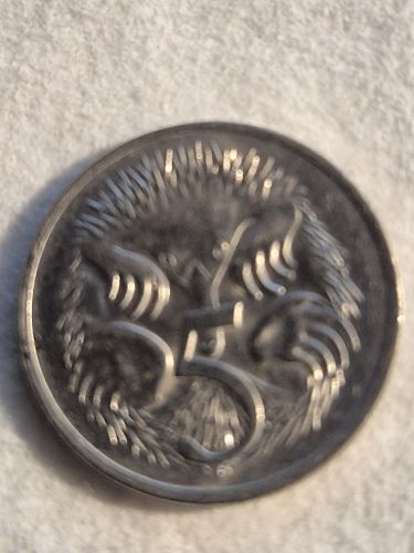 1982 Australia 5 Cent coin - For Sale, Buy Now Online - Item #886453