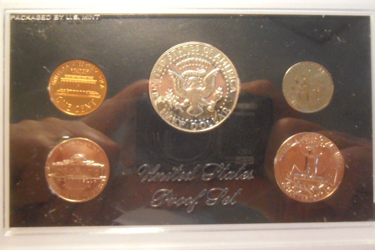 1970 S Small Date Lincoln Cent AND 40% Silver Kennedy half in a PROOF ...