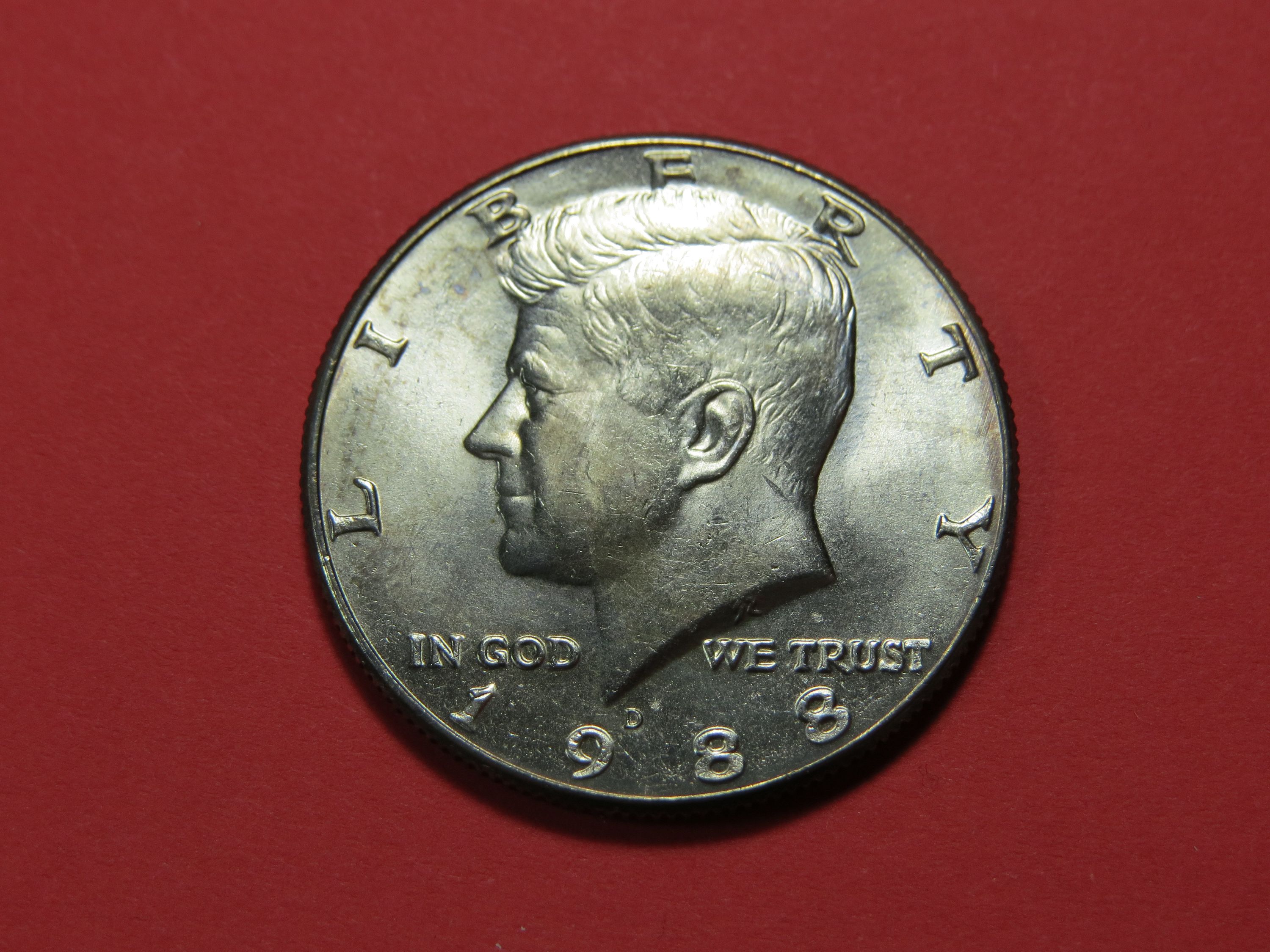 1988-D KENNEDY HALF DOLLAR ~ Copper Nickel Clad ~ COMB SHIP ~ LOT H566 ...