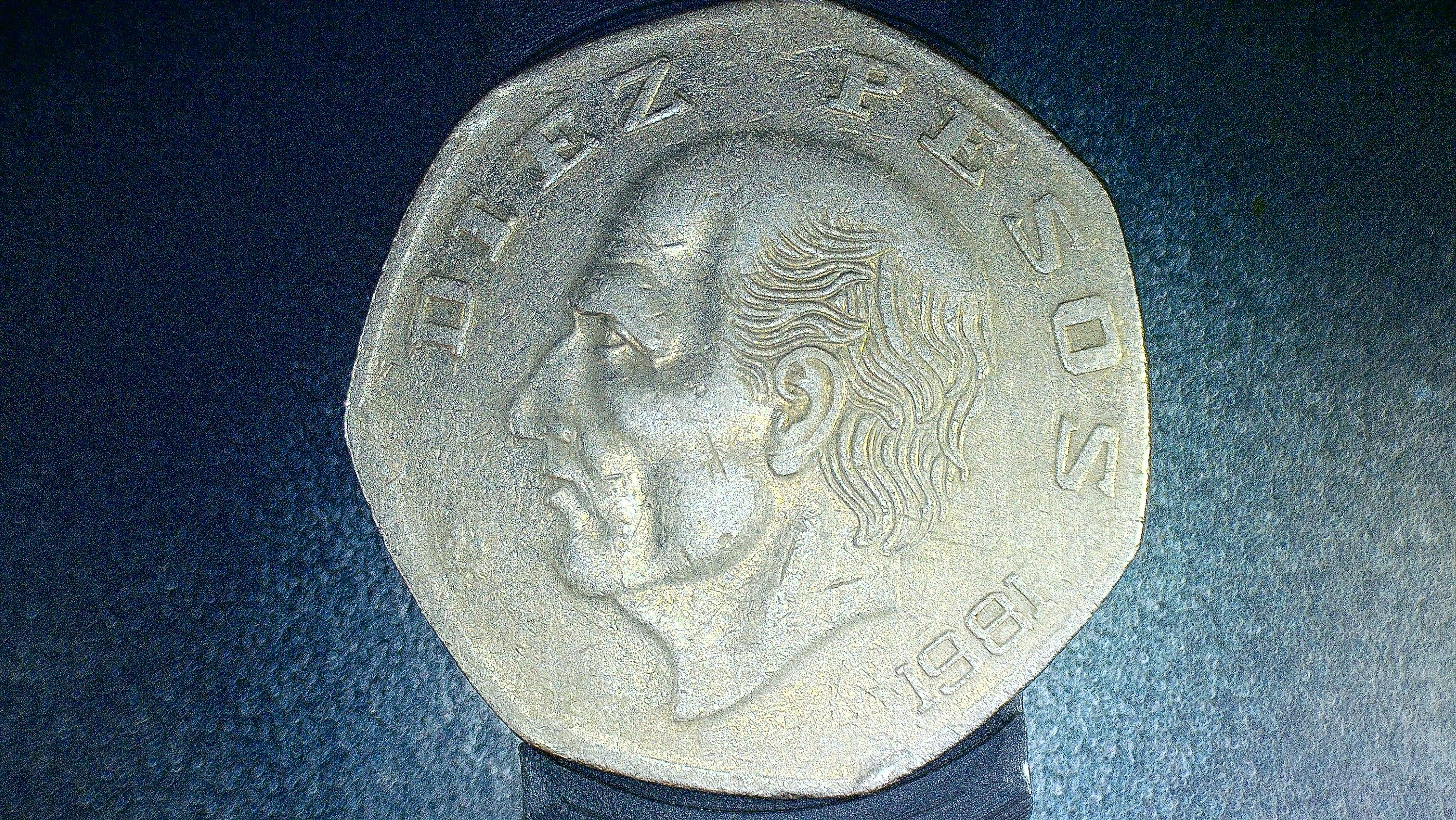 1981, Diez Pesos, 7 Sided, Copper Coin - For Sale, Buy Now Online ...