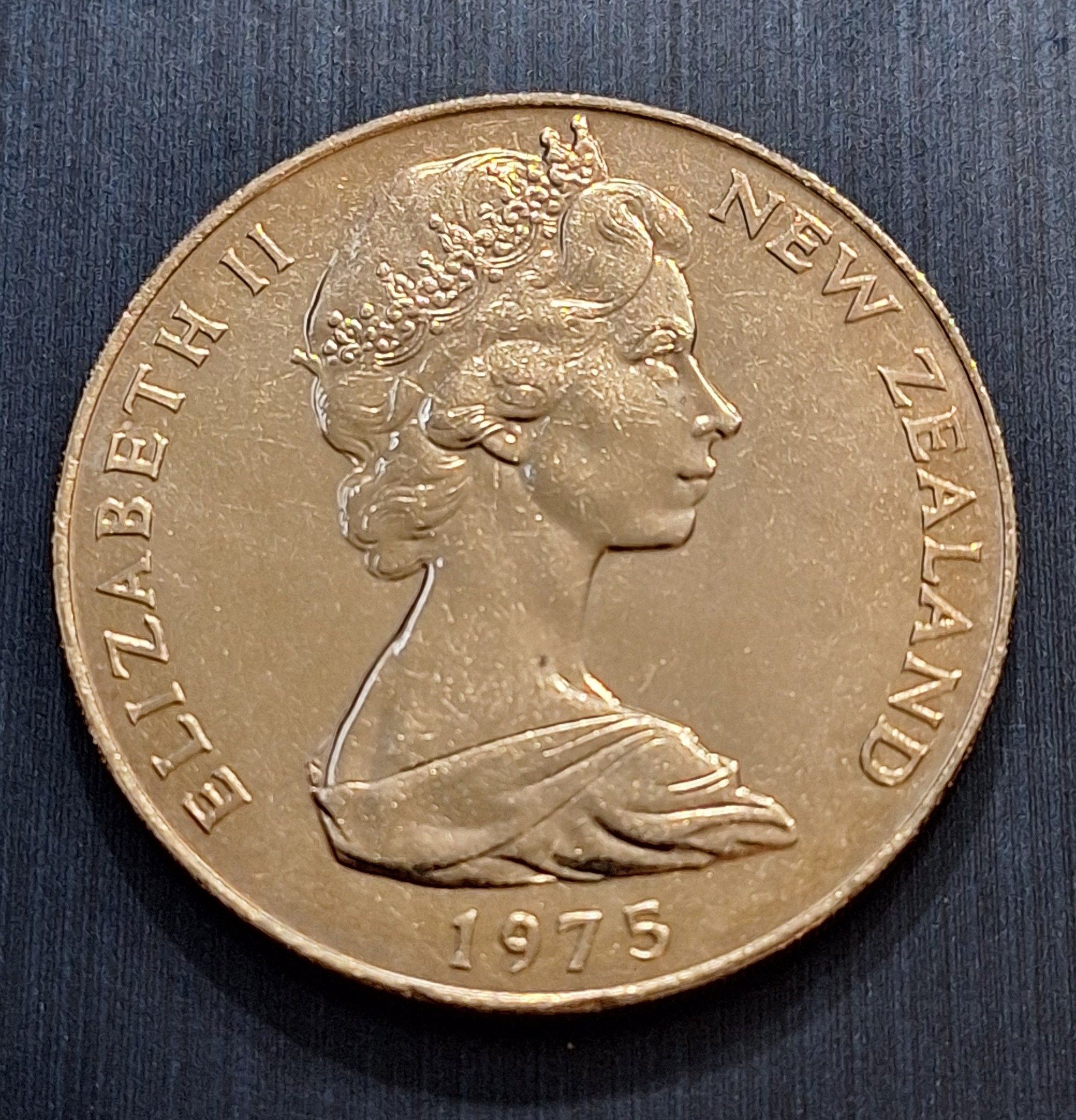 1975 N. Zealand $1 coin - For Sale, Buy Now Online - Item #932992