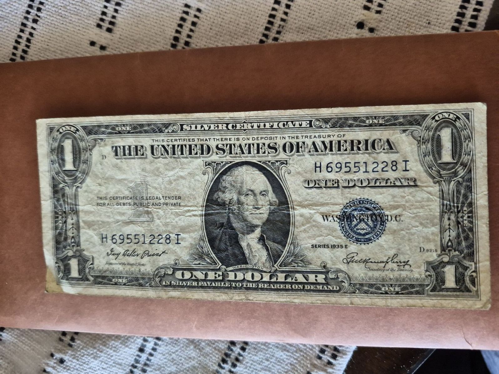 1935 E1 Dollar Silver Certificate - For Sale, Buy Now Online - Item #937528