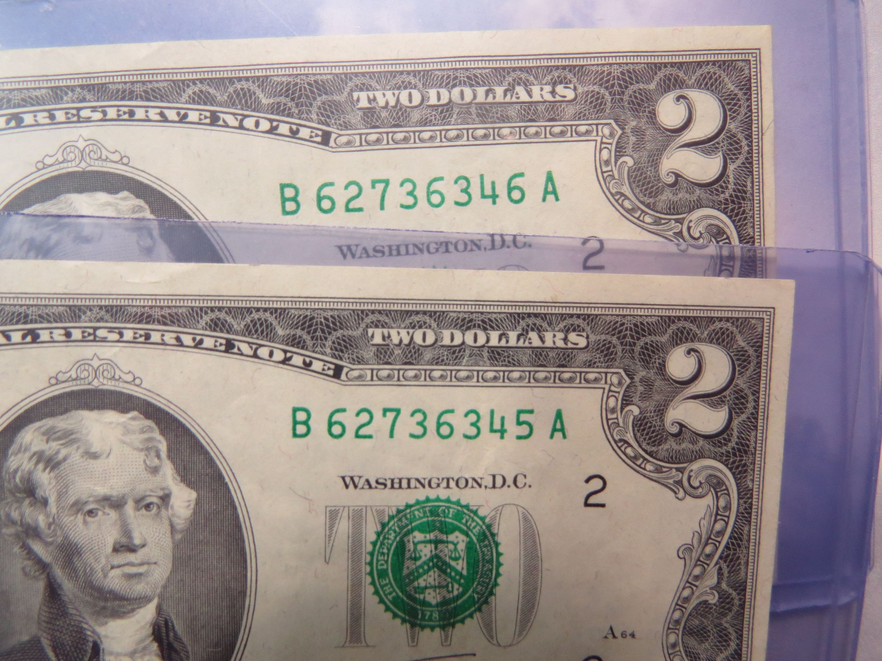 1976 $2 FEDERAL RESERVE NOTES - (LOT OF 2 NOTES IN SEQUENCE) - LOTJ524 ...