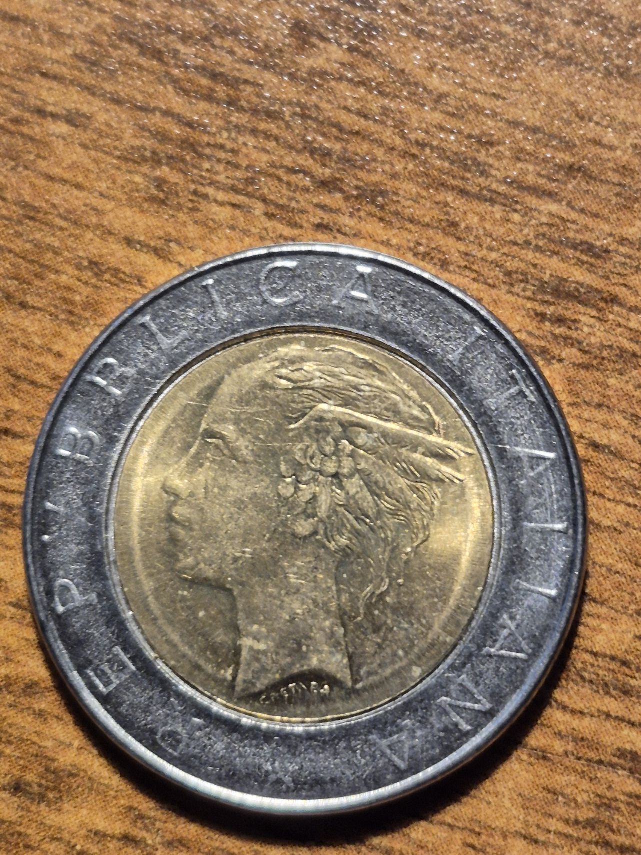1985 R Italy 500 Lire Coin - For Sale, Buy Now Online - Item #977400